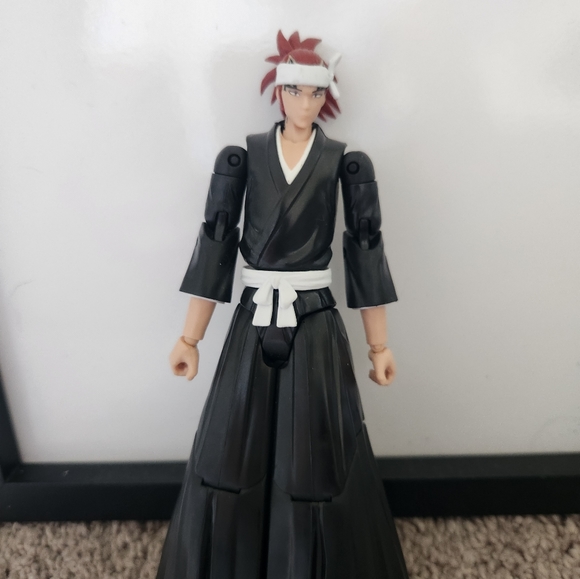 Bandai Namco | Toys | Bandai Bleach Anime Heroesabarai Renji Figure ...